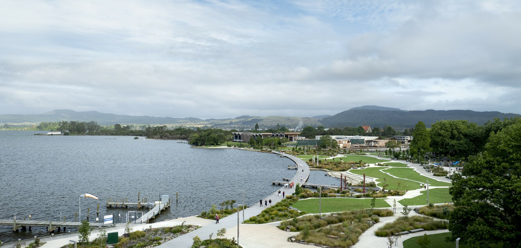 Rotorua Lakefront Redevelopment | New Zealand Institute of Landscape ...